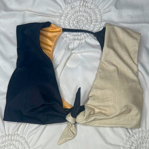 Niyama Sol | Tops | Niyama Sol Twotone Black And Cream Sports Bra New ...
